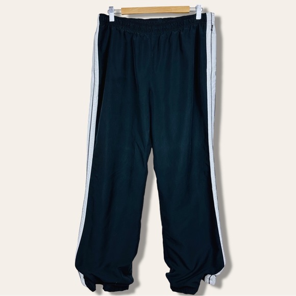 Reebok | Pants | Reebok Vintage 9s Nylon Side Stripe Mesh Inset ...